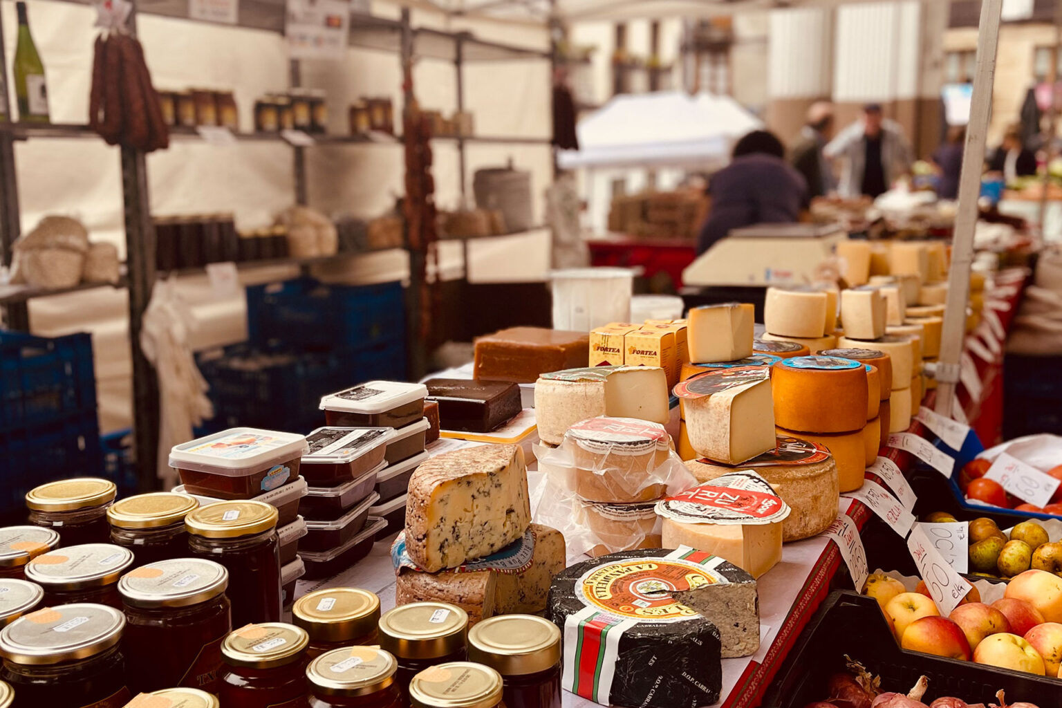 Visit to the market in Ordizia | Euskadi Basque Country Grand Tour